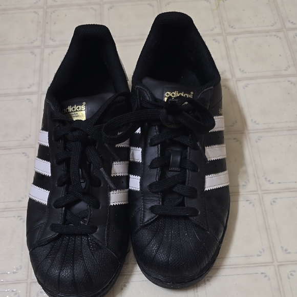 adidas | Shoes | Adidas Black And White Superstar Sneakers With Shell ...
